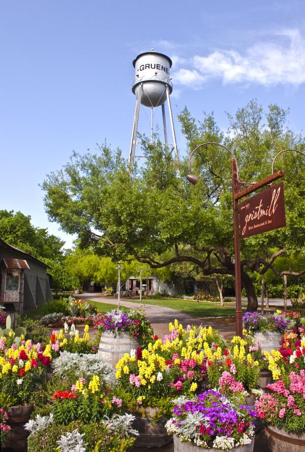 8 Things To Do in Gruene, TX | Gruene Historic District