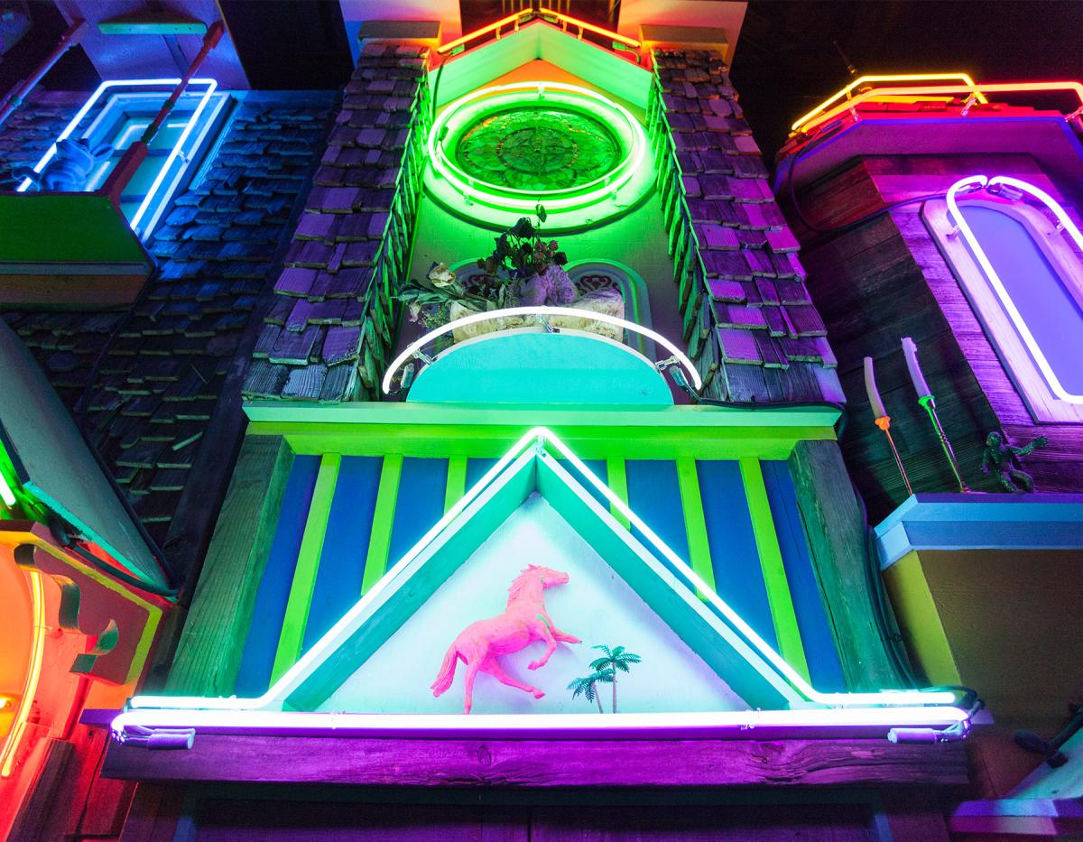 Meow Wolf