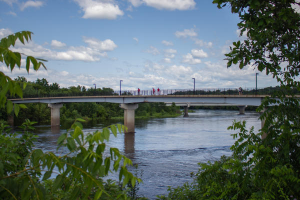 9 Unique Wisconsin Foot Bridges in Eau Claire You have to See