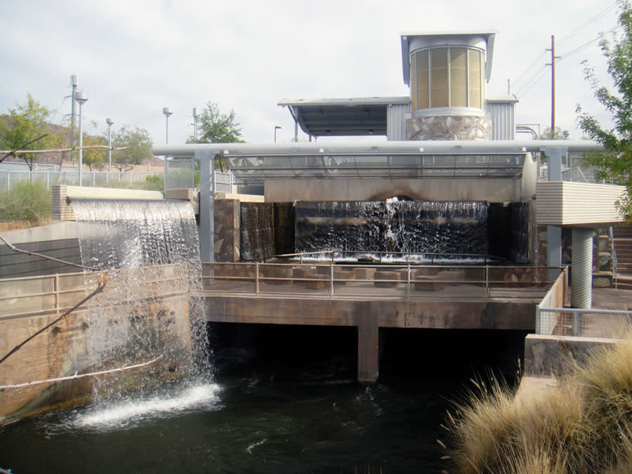 Canal Walks Through Phoenix | Local PHX Stories