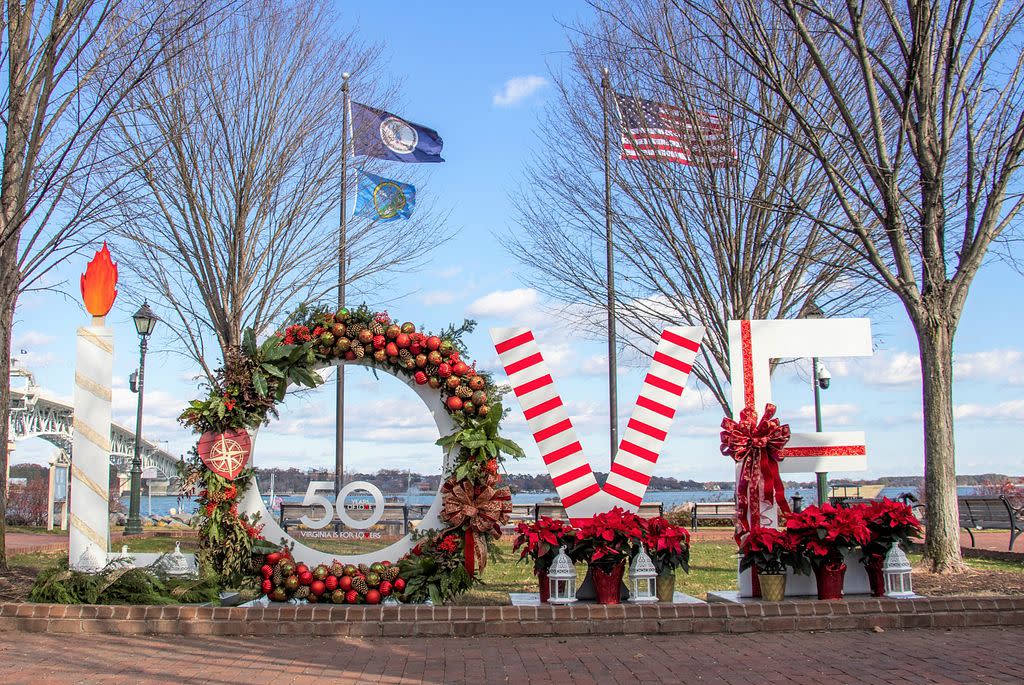 7 Free Things to Do in Virginia During the Holidays