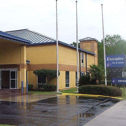 Executive Inn & Suites - Baker