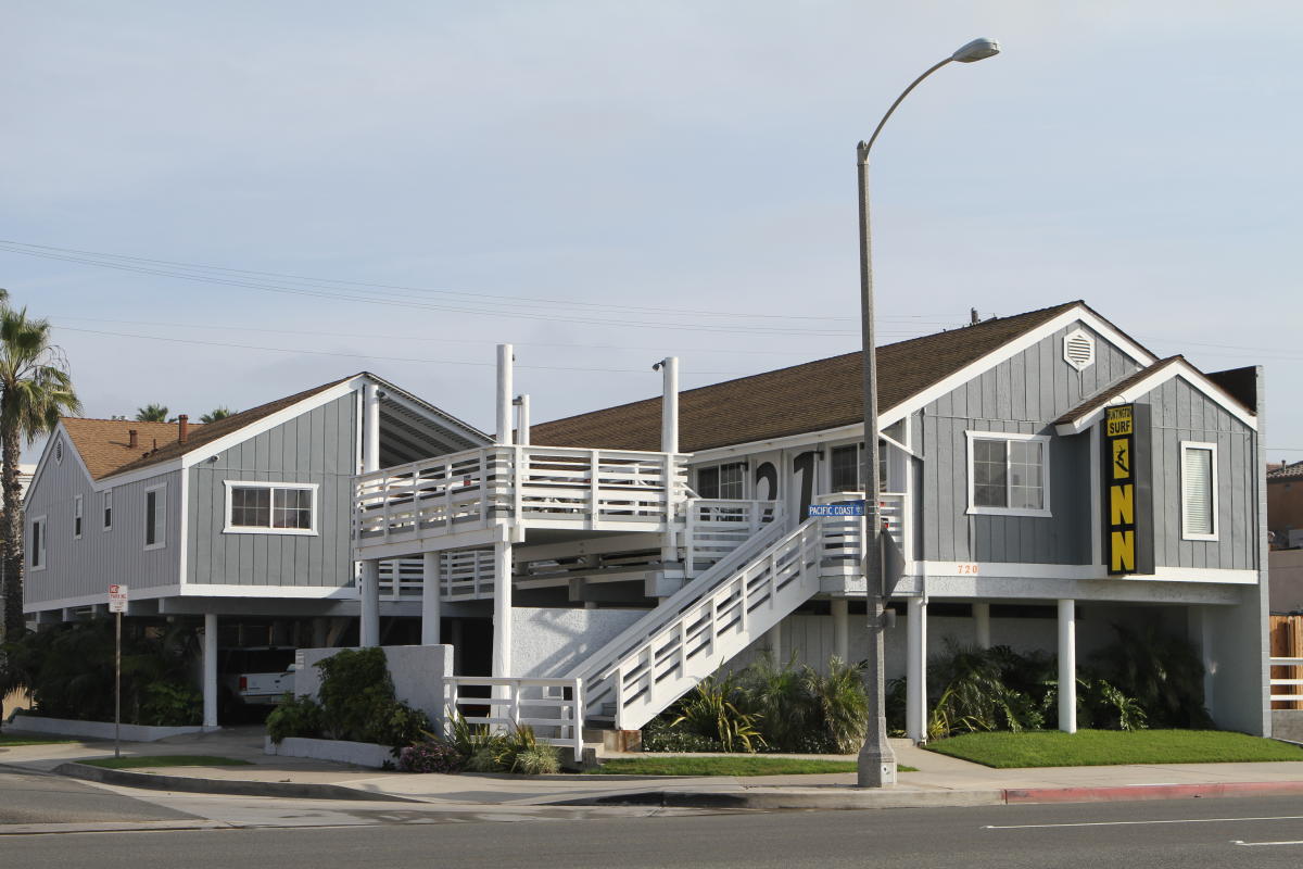 Huntington Surf Inn