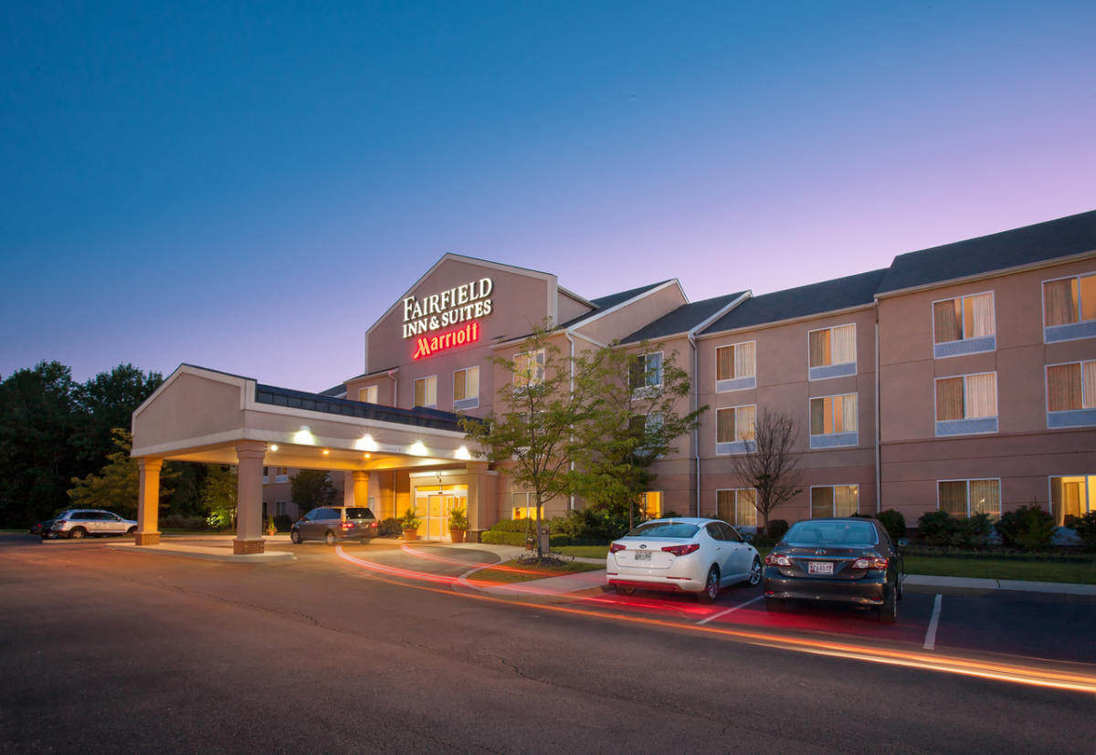 Fairfield Inn & Suites
