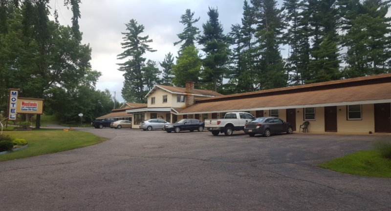 Woodlands Motel