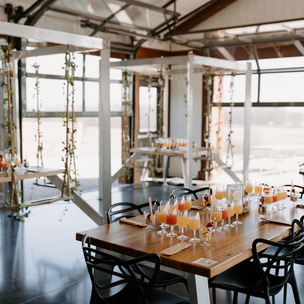 Swing Table Cider and Wine Tastings at Shale Ridge