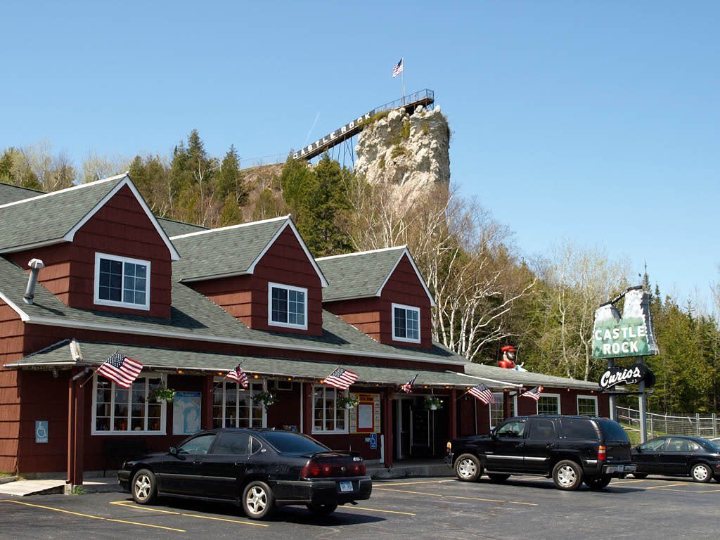 Castle Rock/Souvenir Barn