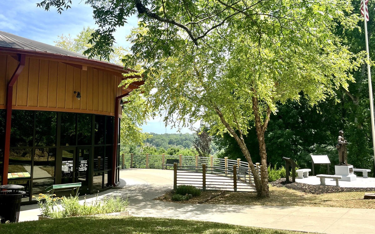 Fort Defiance Interpretive Center & Park