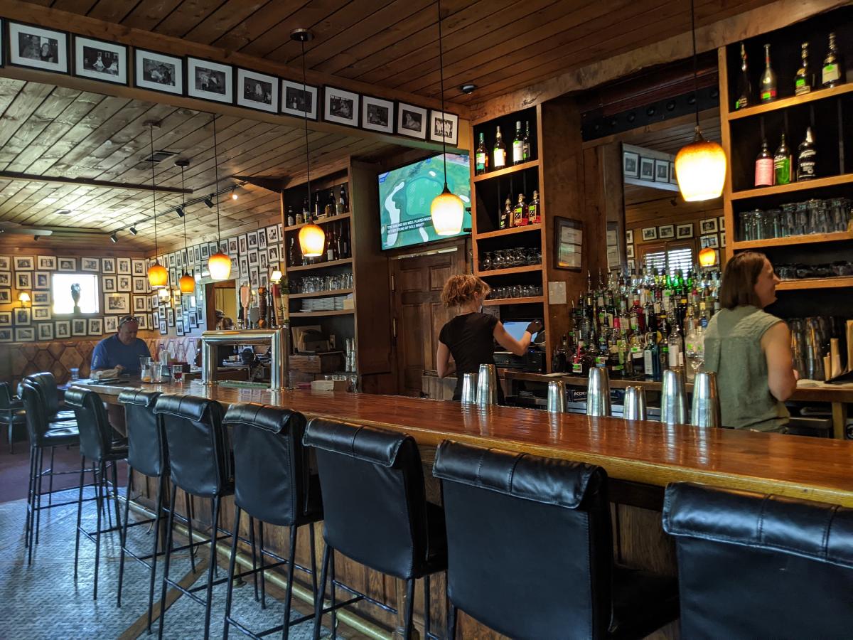 Bistro Roca & Antlers Bar