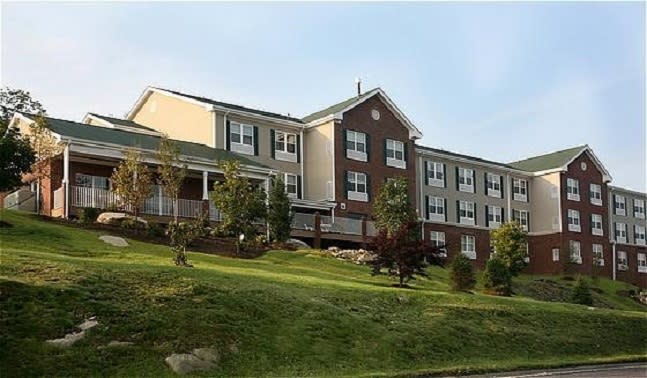 Country Inn and Suites