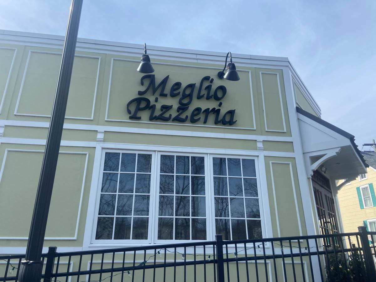 Meglio's Pizzeria