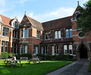Cambridge Union Society