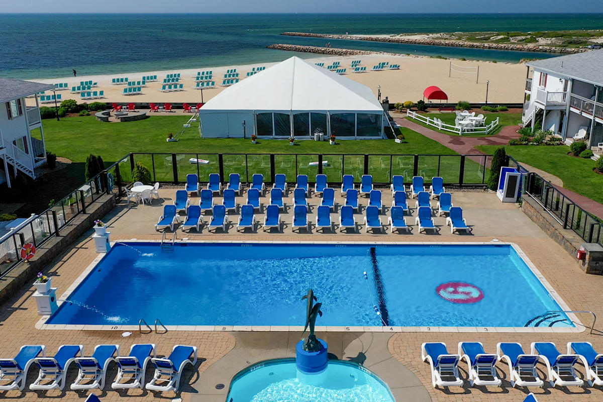Red Jacket Beach Resort & Spa