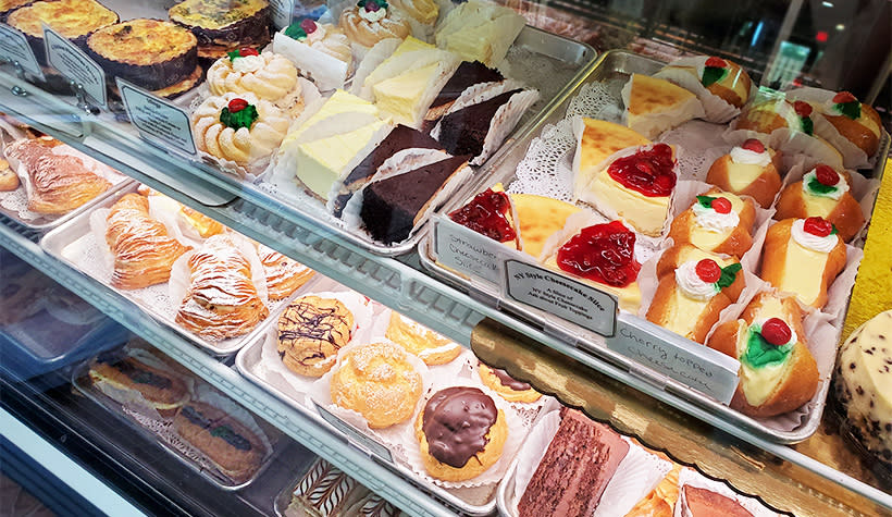 Nino's Bakery & Cafe