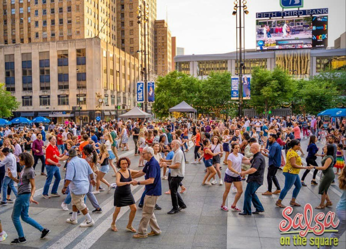 Salsa on The Square
