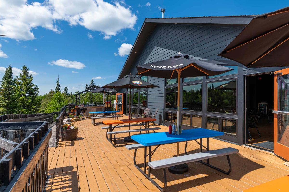 Poplar Haus Restaurant & Bar