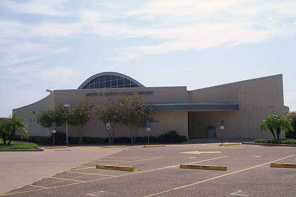 Janet F. Harte Library | Corpus Christi, TX