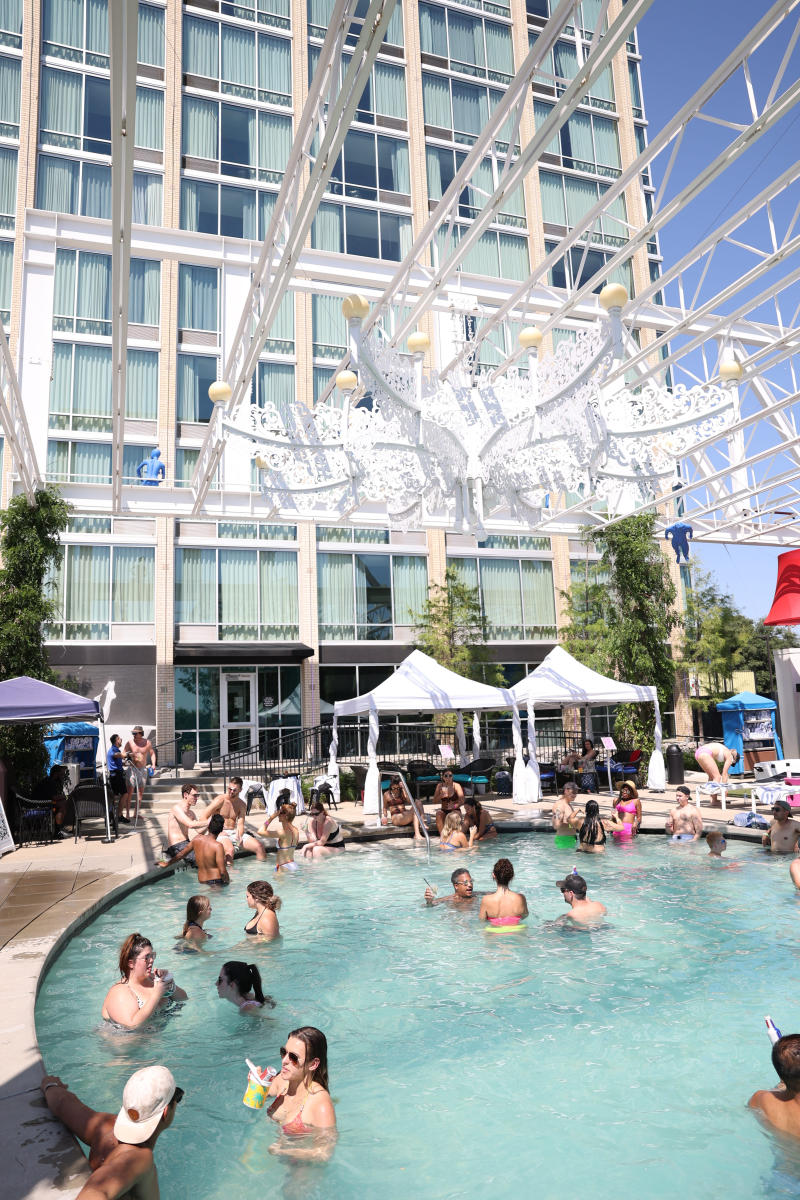 Lorenzo Hotel Pool Party