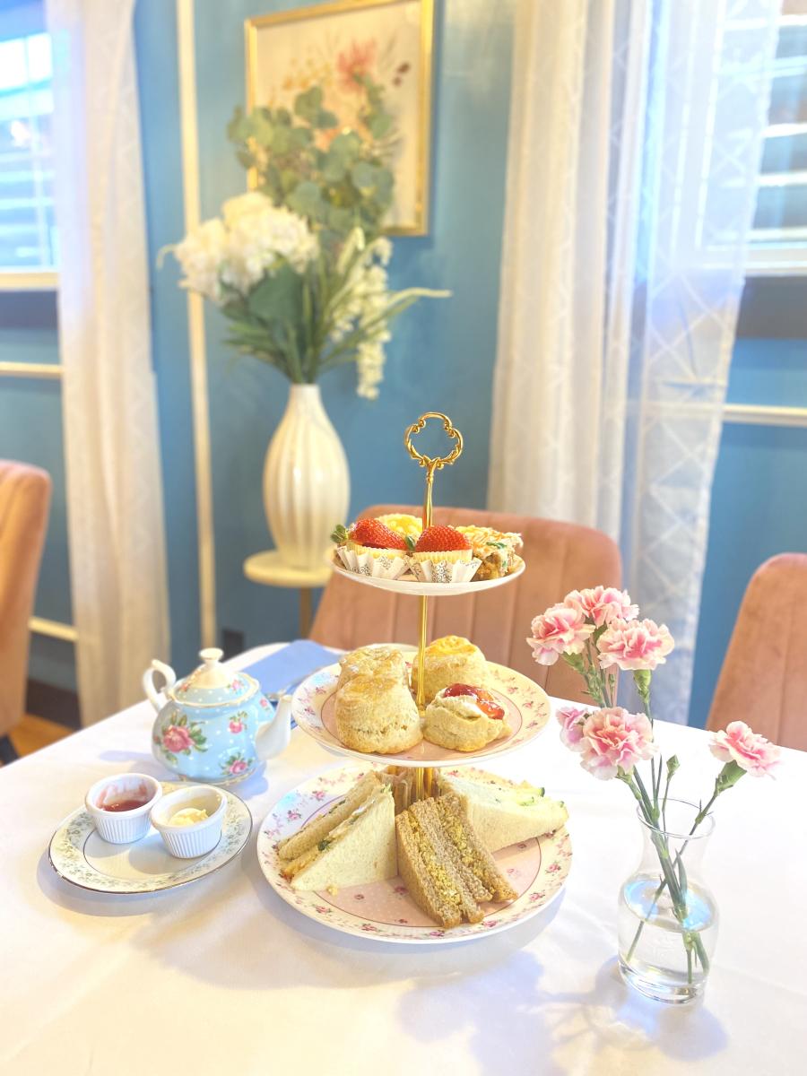 SereniTEA’s tea room