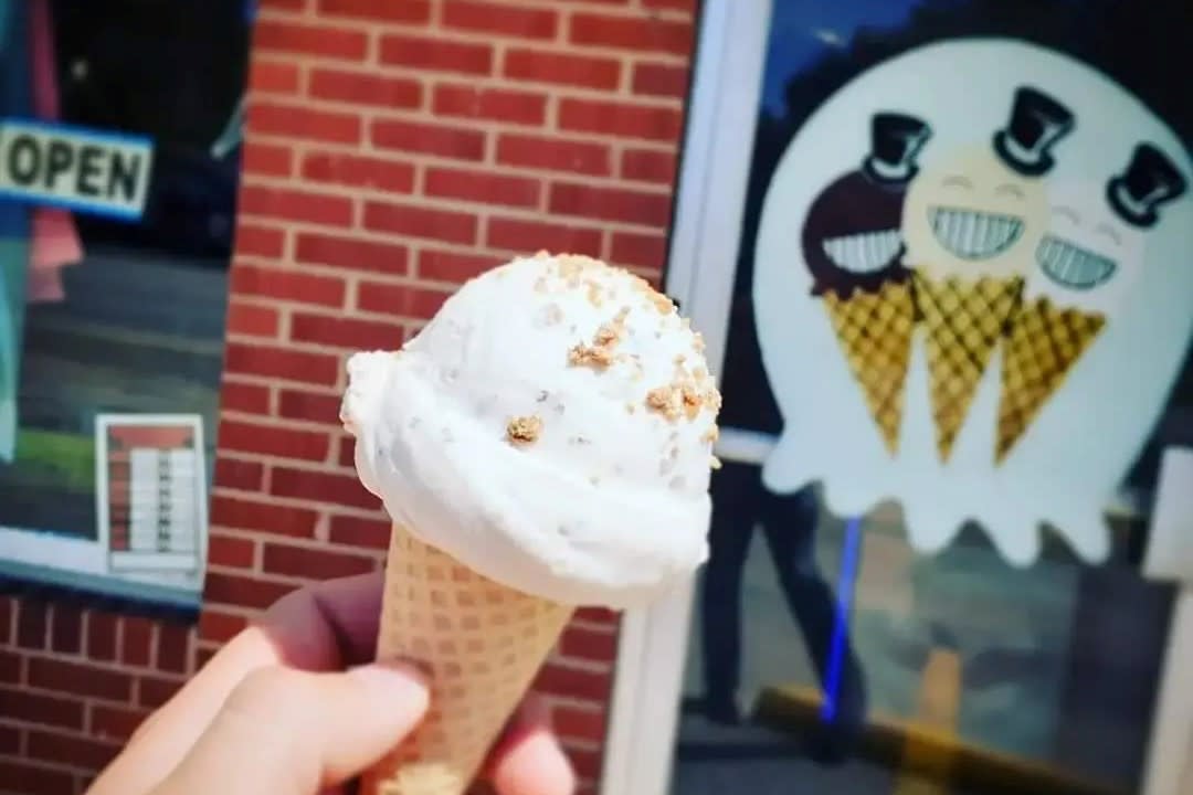 The Mad Hatters Ice Cream Shop