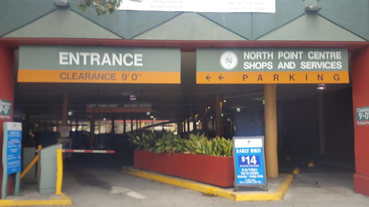 NorthPoint Shopping Center Garage