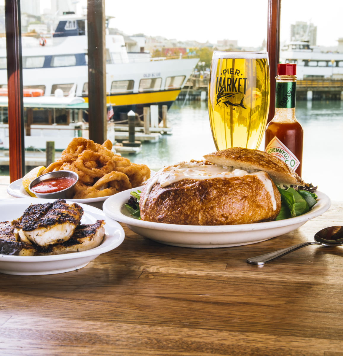 Pier Market Seafood Restaurant