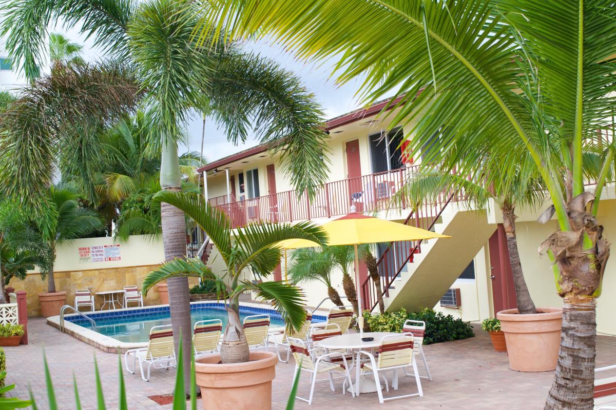 SURF SIDE RESORT