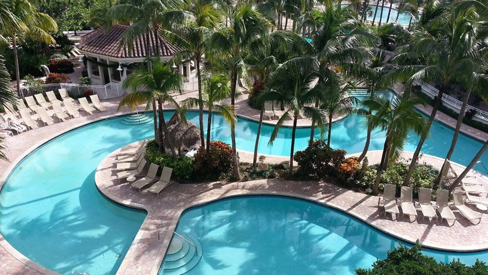 LAGO MAR BEACH RESORT & CLUB