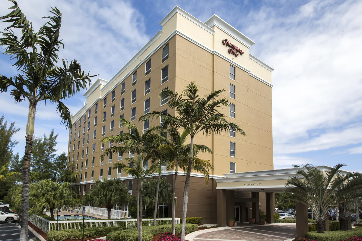 HAMPTON INN HALLANDALE BEACH AVENTURA