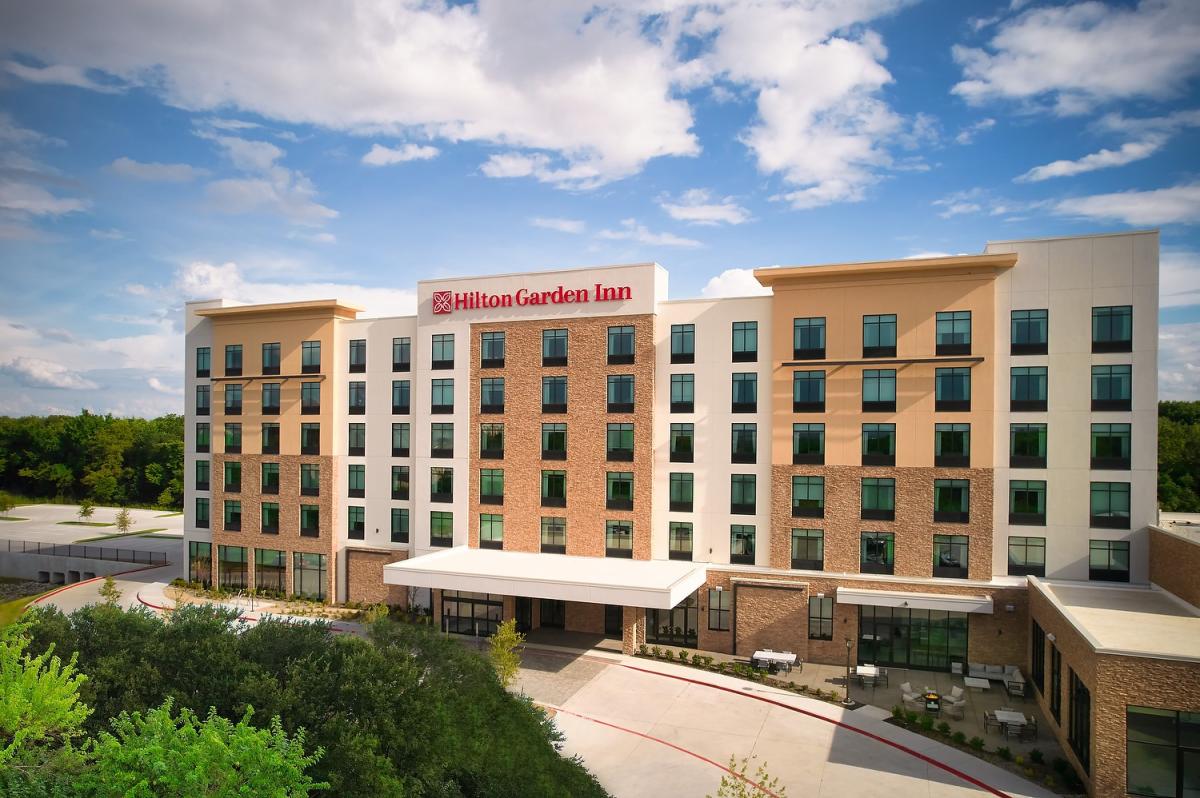 Hilton Garden Inn Grapevine at Silverlake Crossings