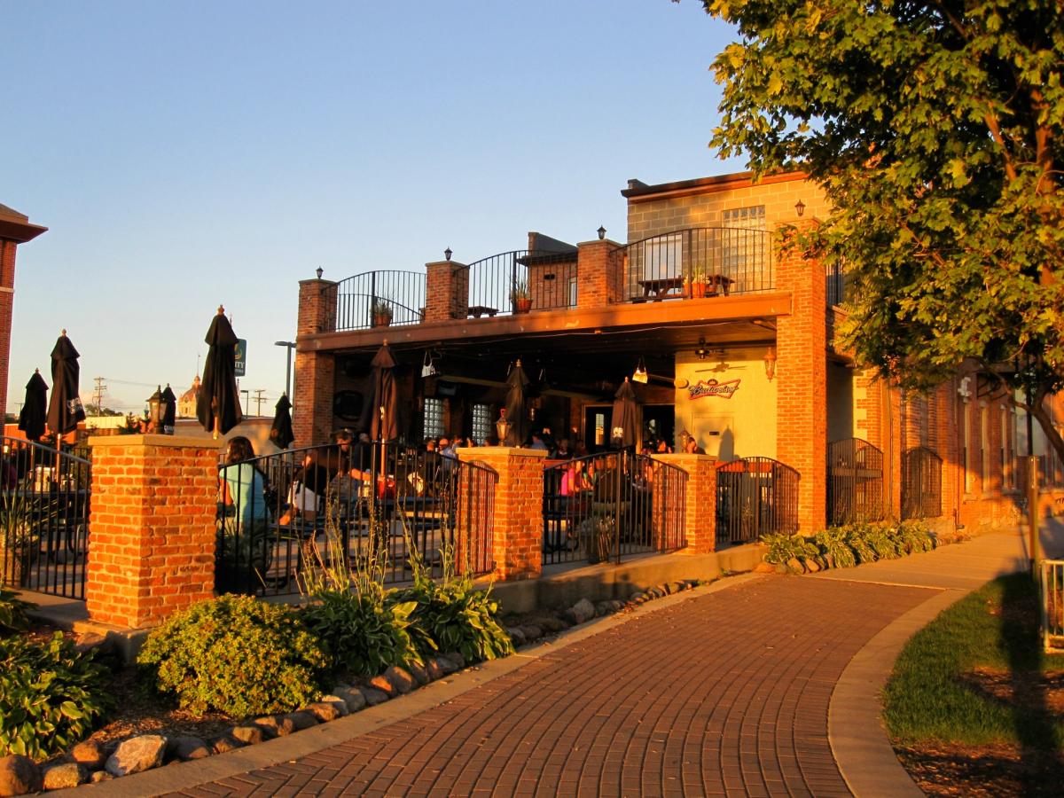 Fox Harbor Pub and Grill