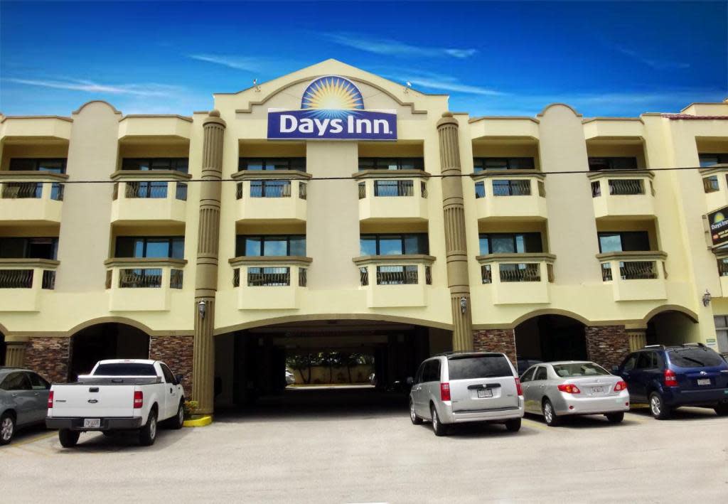 デイズ イン グアム (Days Inn Guam)