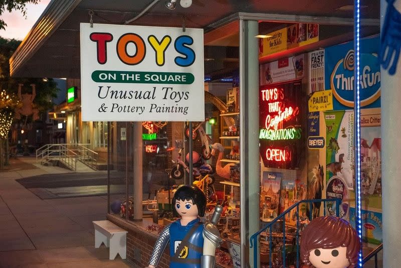 Toys On The Square