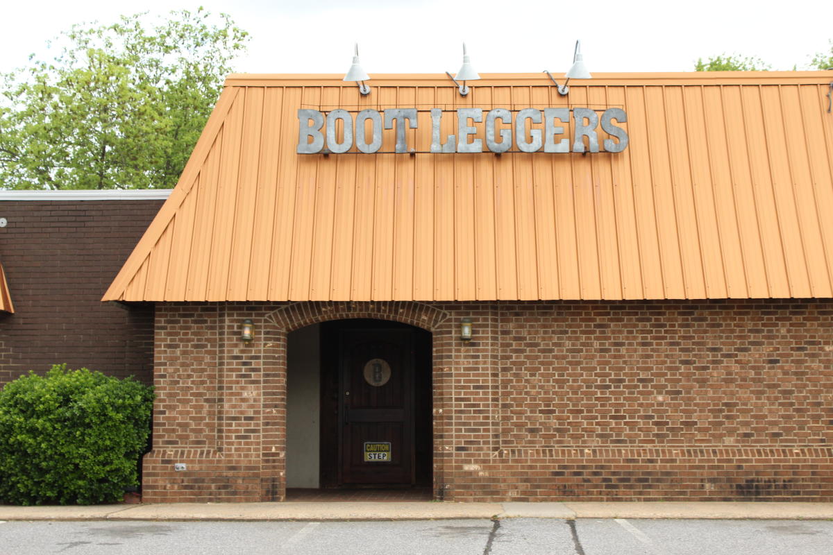 Bootleggers Whiskey Bar & Grill