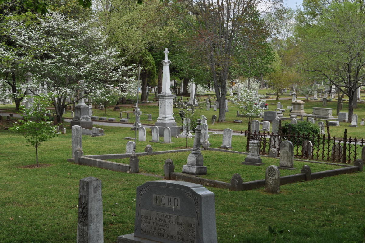 Maple Hill Cemetery Tours