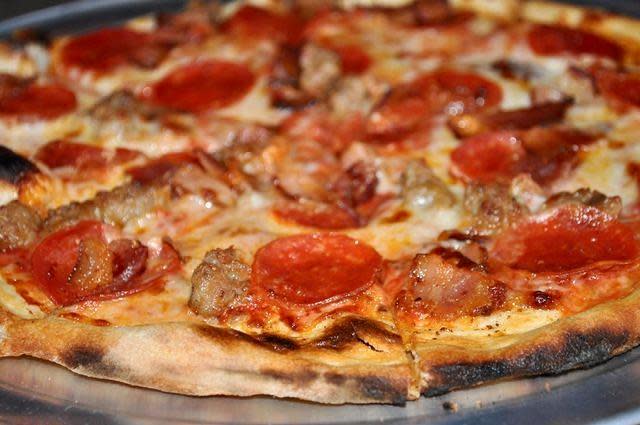 Earth and Stone Wood Fired Pizza (Clinton Ave.)