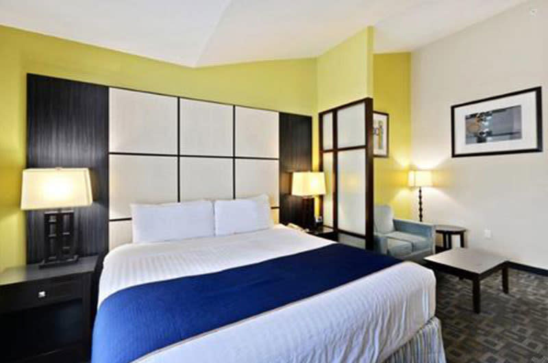 Super 8 Motel-DFW North