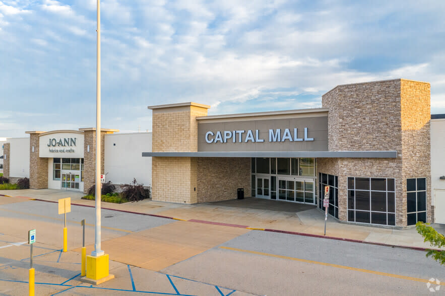 Capital Mall