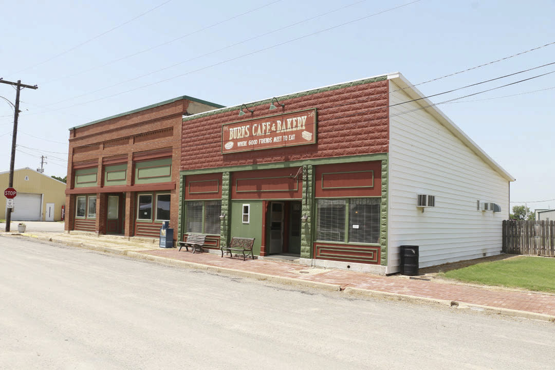 Pizza Rhea - Burns KS, 66840