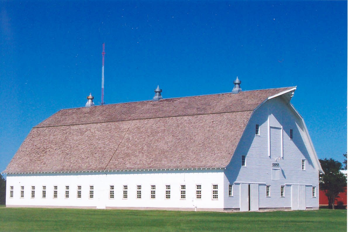 Cooper Barn - Colby KS, 67701