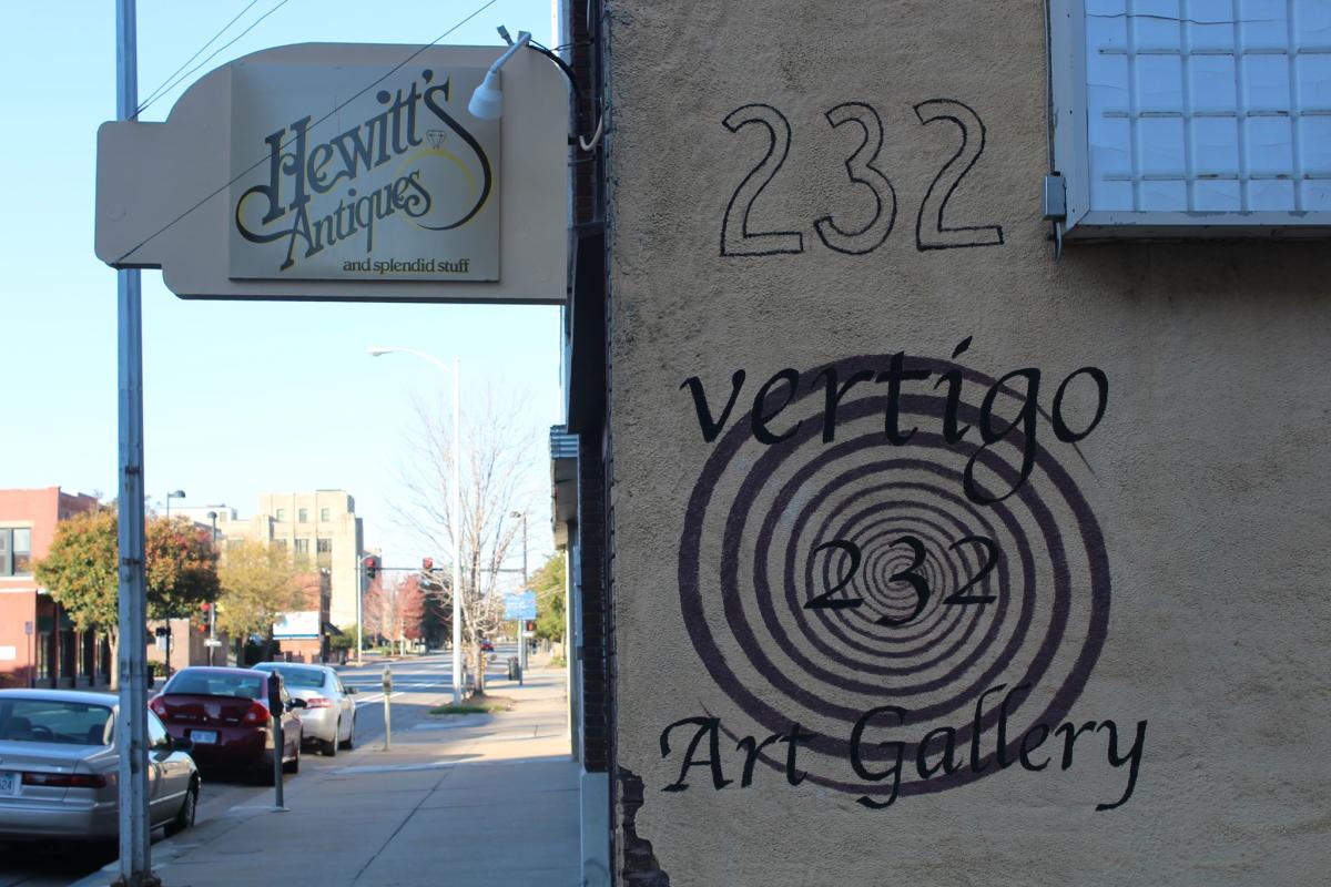 Hewitt's Antiques - Wichita KS, 67202