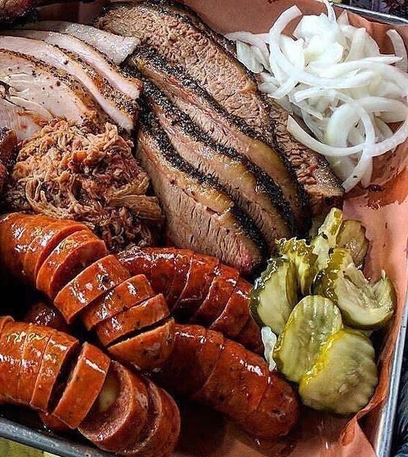 When Pigs Fly BBQ - Wichita KS, 67212