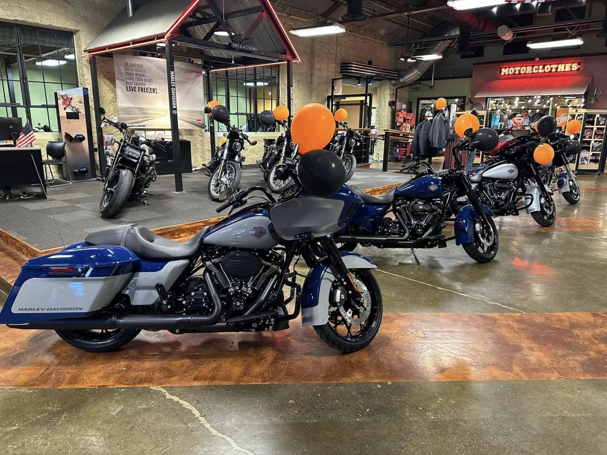 Yesterday’s Motorcycle Museum at Historic Harley-Davidson - Topeka KS ...