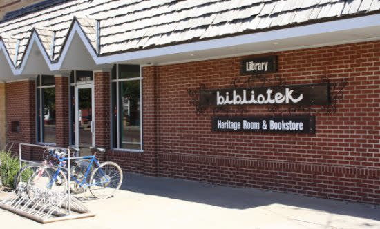 Lindsborg Community Library - Lindsborg KS, 67456