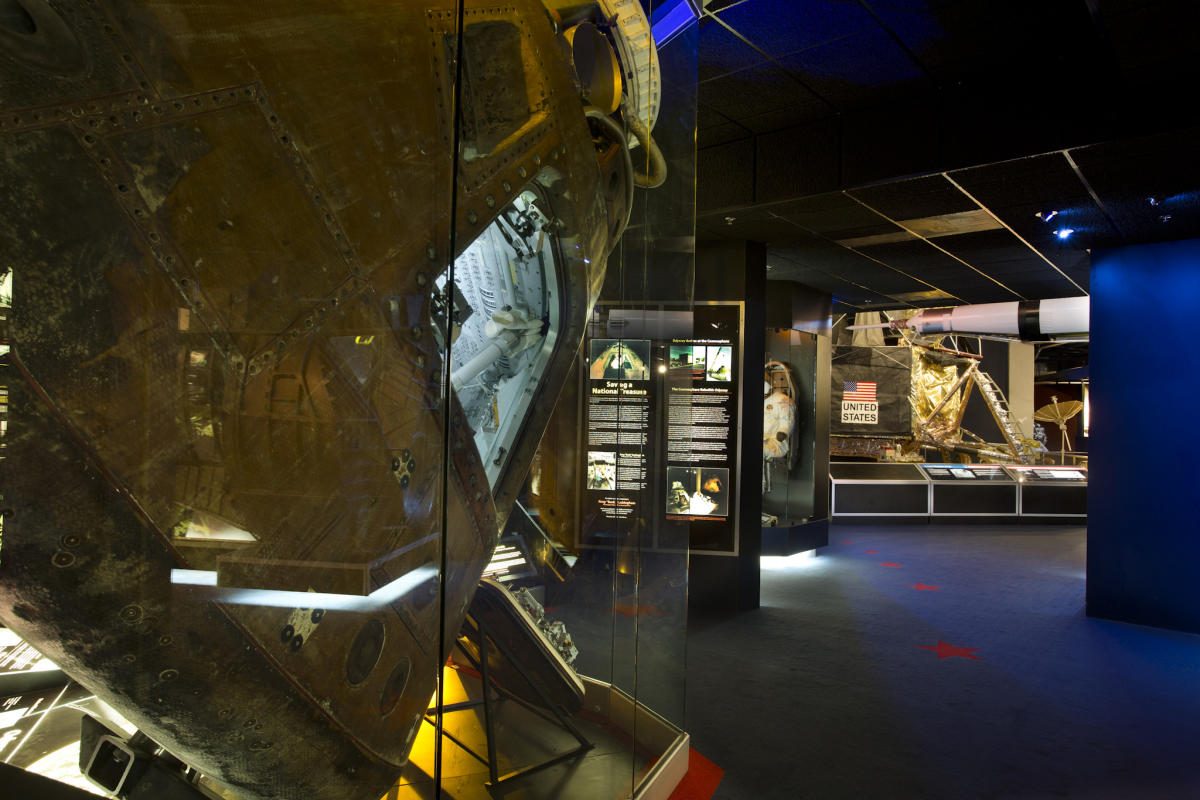 Cosmosphere International SciEd Center & Space Museum - Hutchinson KS ...
