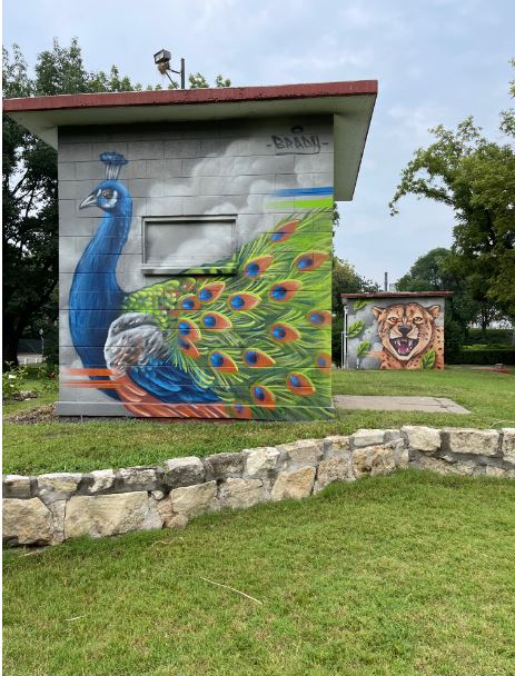 Clay Center Zoo Murals - Clay Center KS, 67432