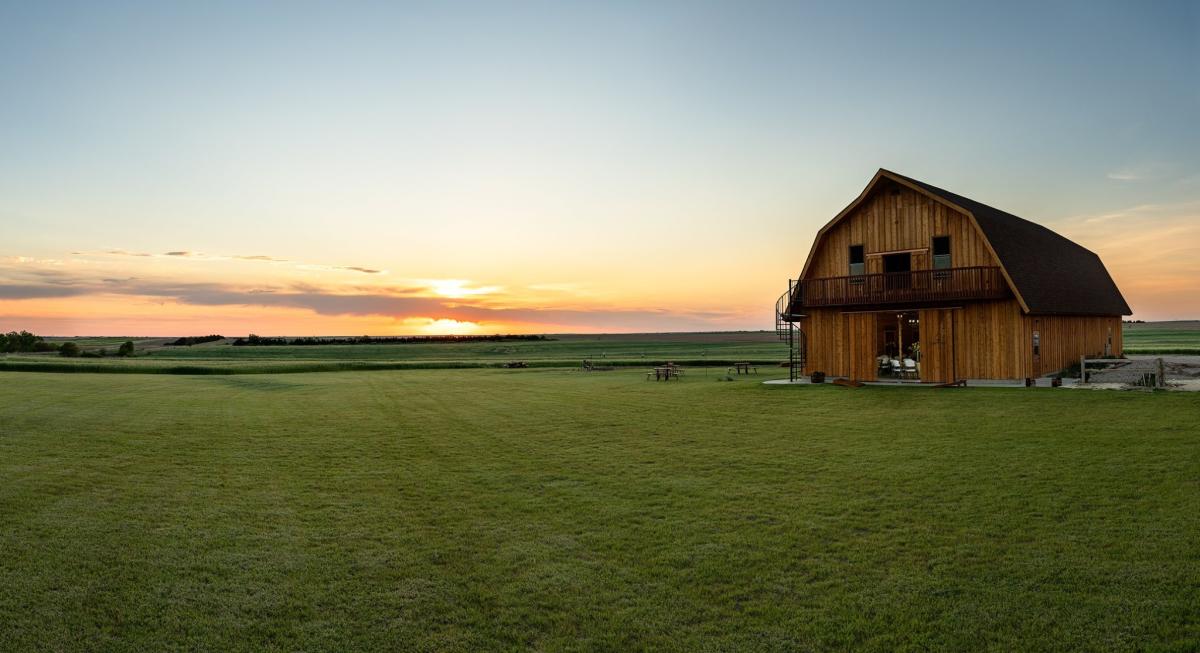 Prairie Ridge Barn - Glen Elder KS, 67446