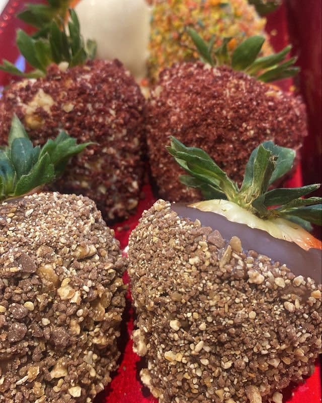 Sugah Rush Berries - Overland Park KS, 66214