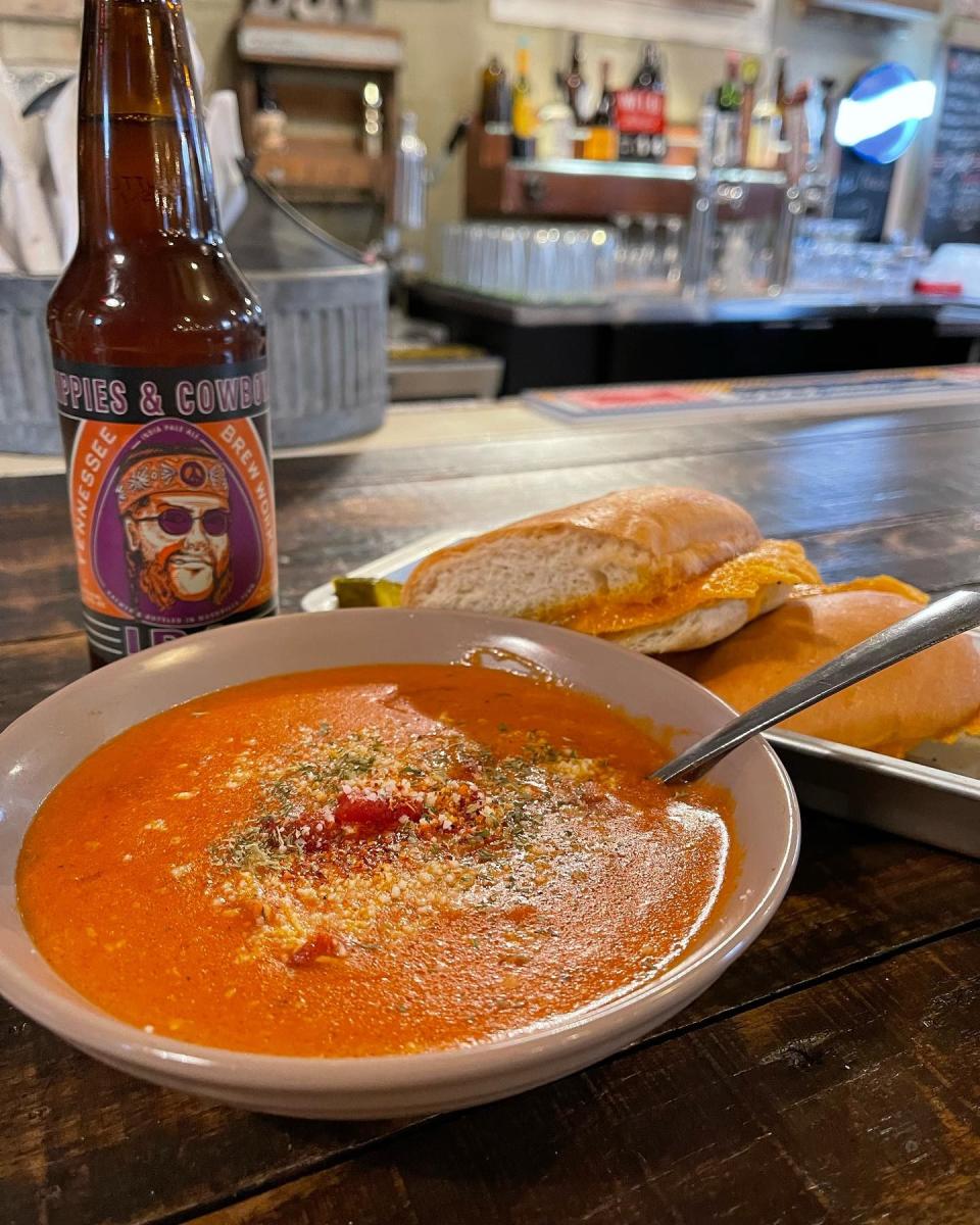 Ale' Rae Grill Gastropub