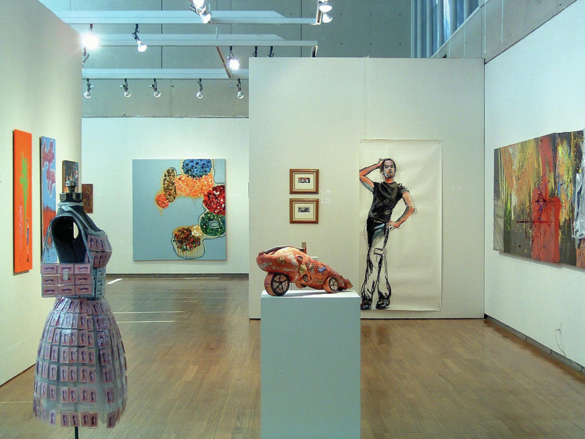 Ewing Gallery of Art and Architecture